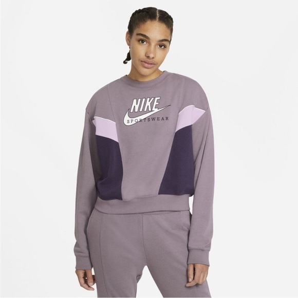 Nike | Tops | Nike Sportswear Heritage Crew Color Block Crop Sweatshirt ...